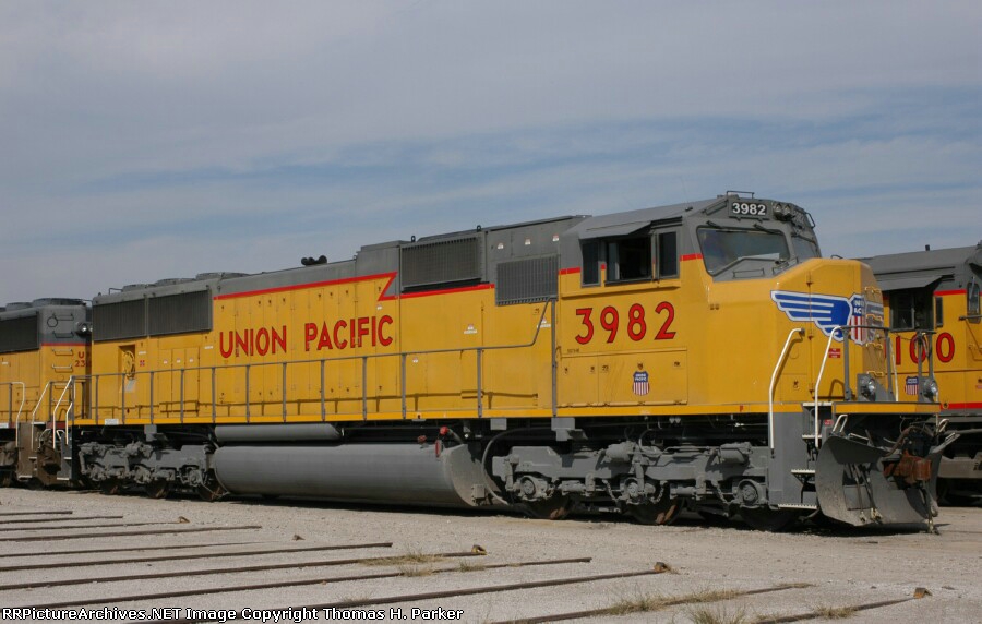 UP 3982 SD70M